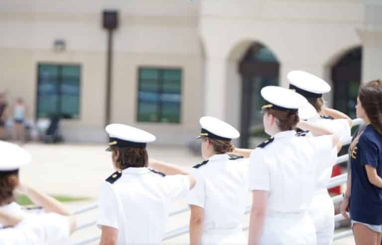 Ultimate Guide to Joining JROTC & ROTC - Campus Explorer